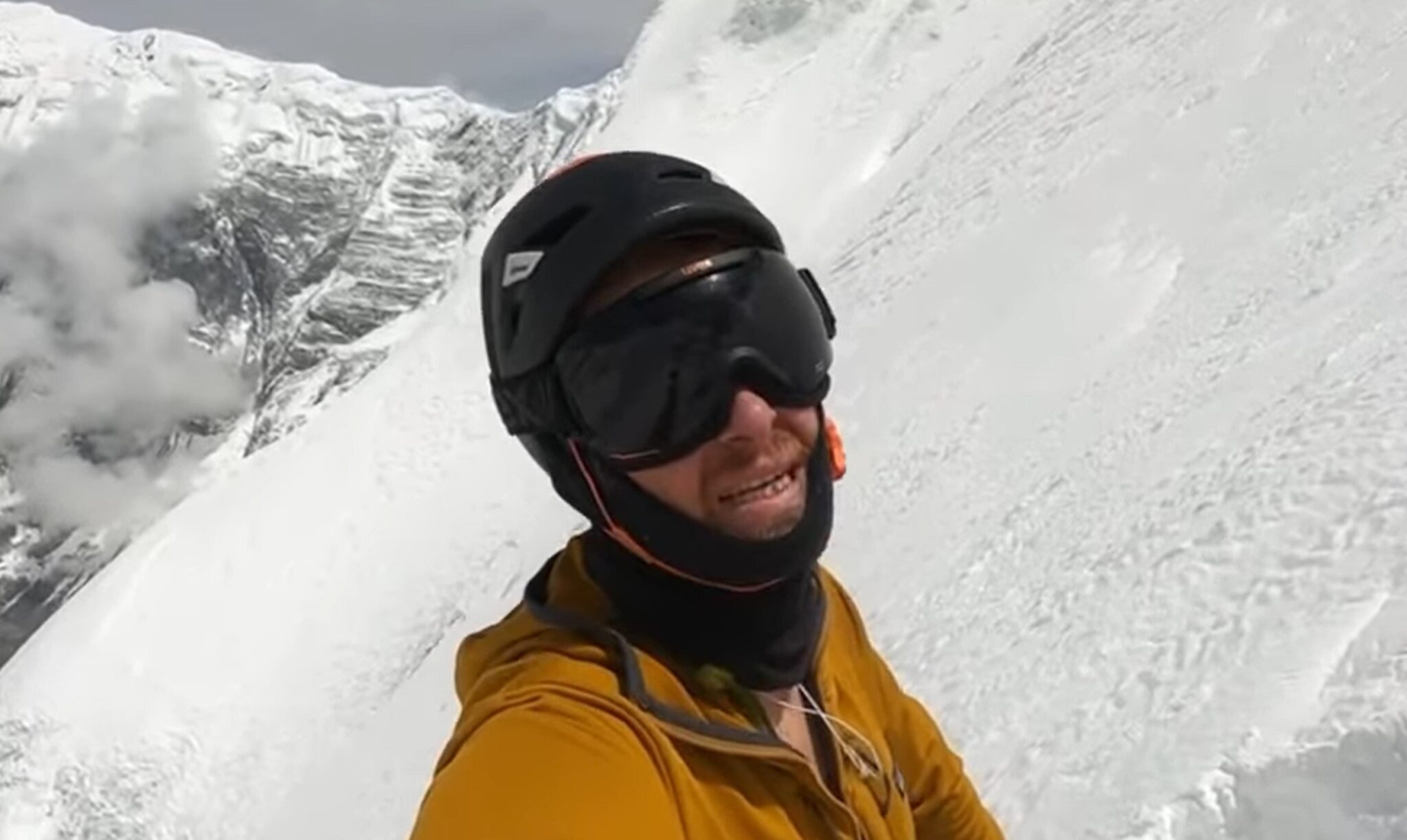 Annapurna: Two Sherpas Missing, Climbers Stranded in Camp 3 » Explorersweb