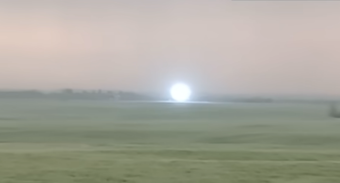 Elusive Ball Lightning Caught on Film in Canada » Explorersweb